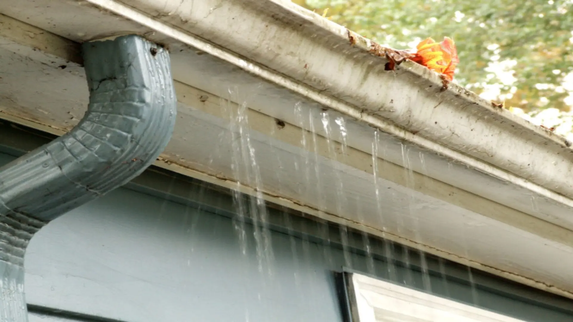 Why are my gutters overflowing | J&A Exterior