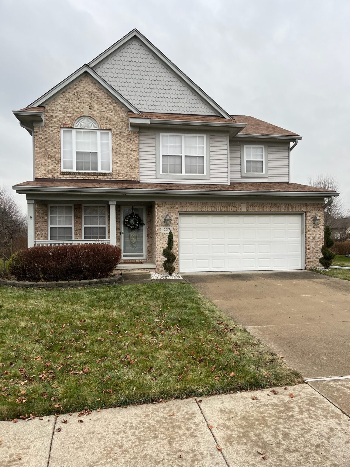 What Size Gutters Do You Need? 5” vs 6” Explained